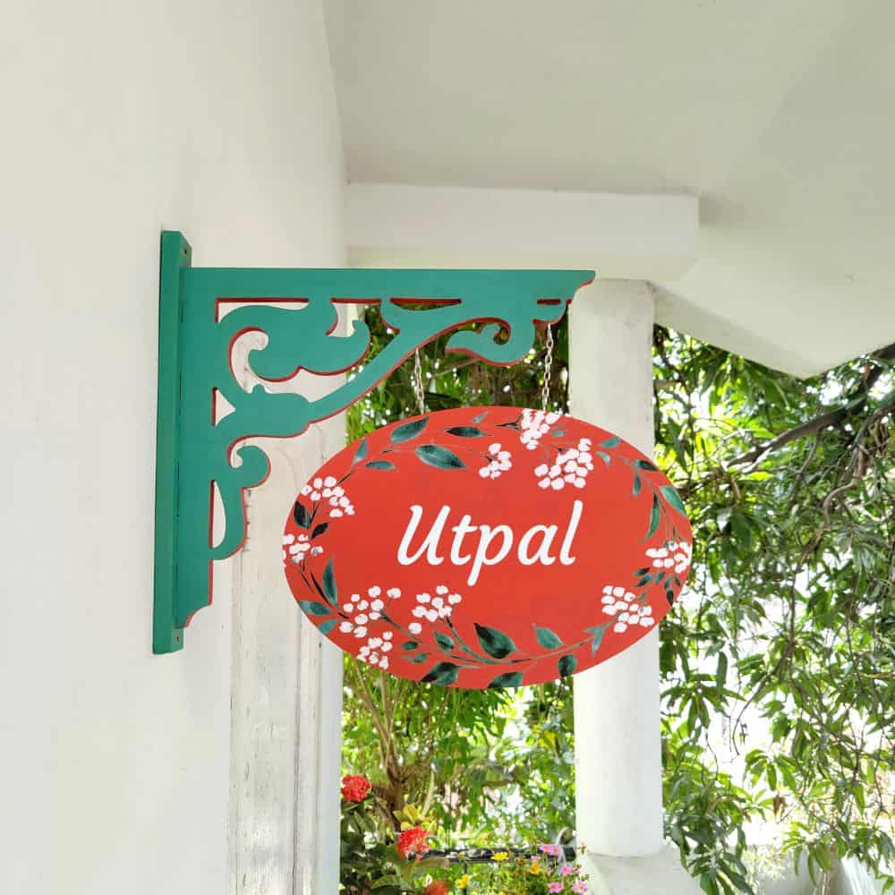 Handpainted Hanging Name plate - Green Red Oval White Flowers